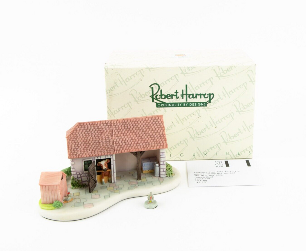 COLLECTABLE FIGURINES — PM Antiques & Collectables