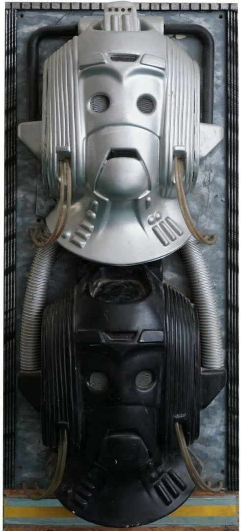 Doctor Who - Crinkley Bottom Blobbyland Theme Park Cyberman Head ...