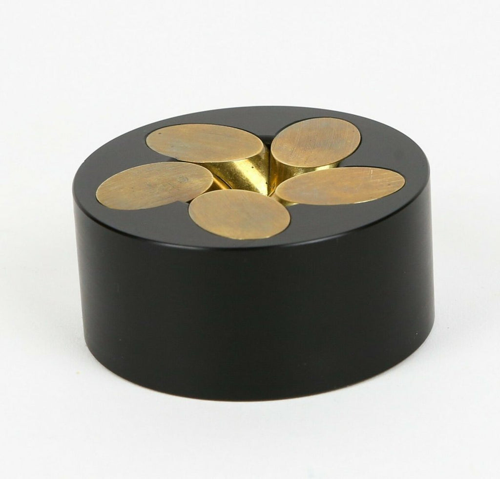 Paperweight — PM Antiques & Collectables