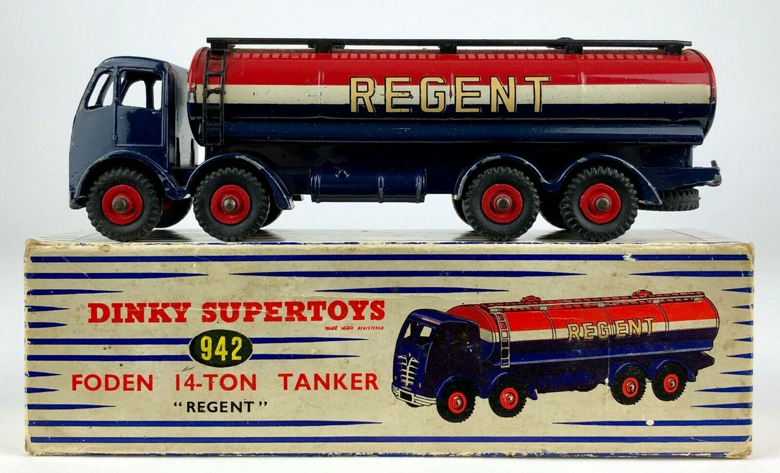 Dinky Supertoys -Foden 14-Ton Regent Tanker No. 942- Model Lorry Truck ...
