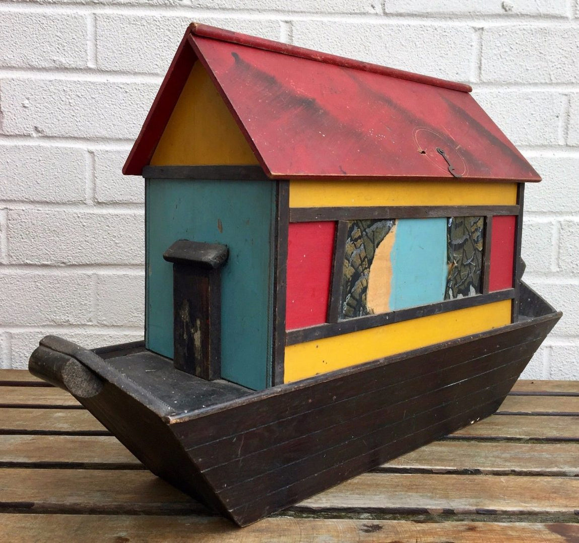 Early 20Th Century Wooden Noahs Ark Toy With Carved Animal Figures — PM ...