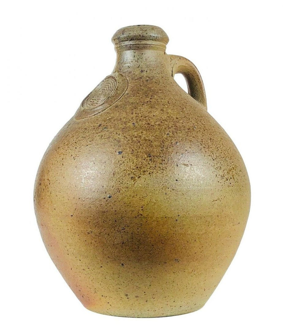 Svend Bayer (B.1946) - Studio Art Stoneware Pottery Flagon Maze Seal ...