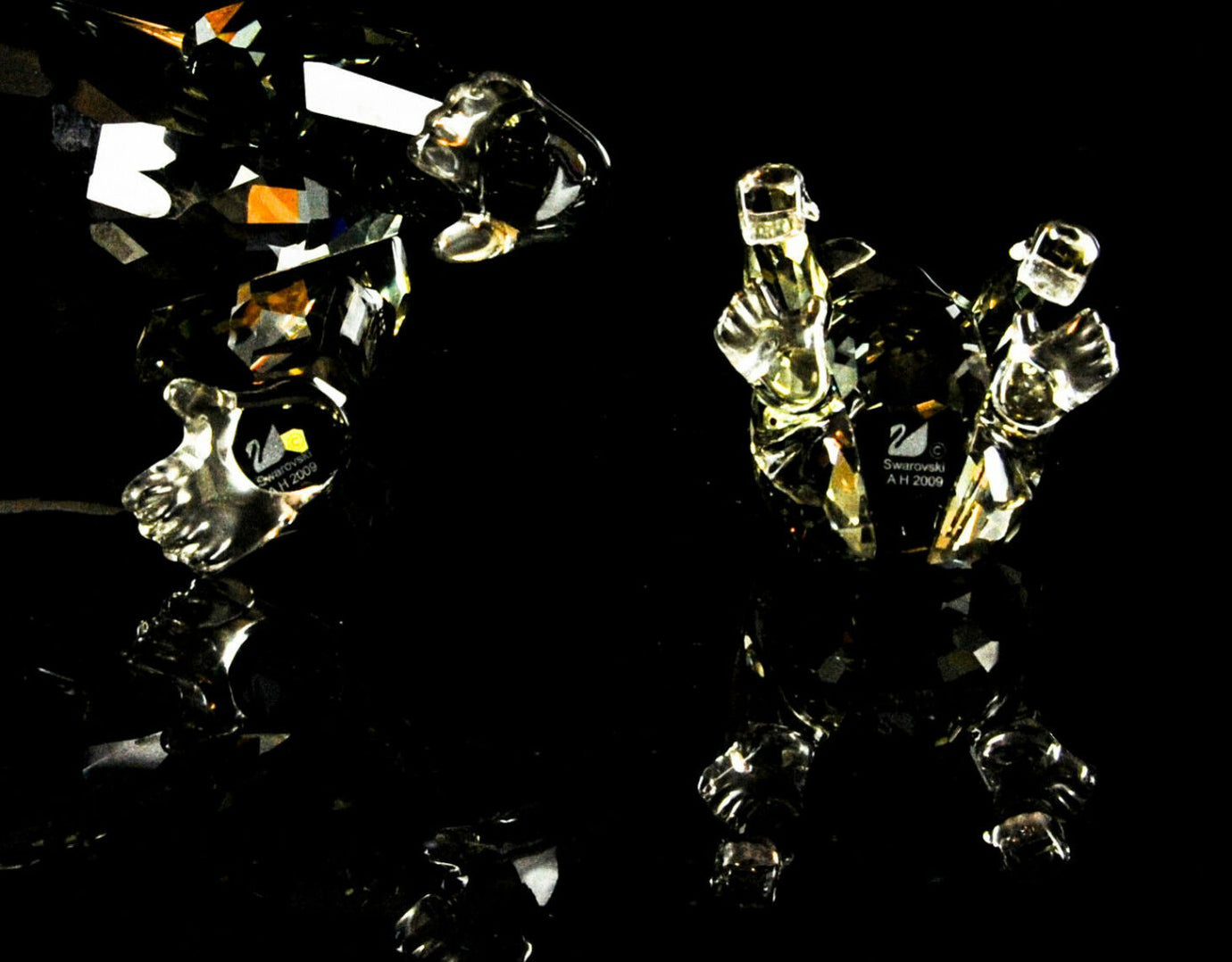 Swarovski -Mother Gorilla & Cub- Crystal Monkey Figure Ornament 952504 ...