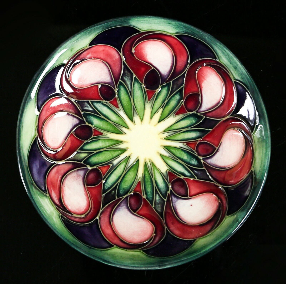 Moorcroft Pottery 'April Tulip' Emma Bossons Floral Flower Pin Dish ...