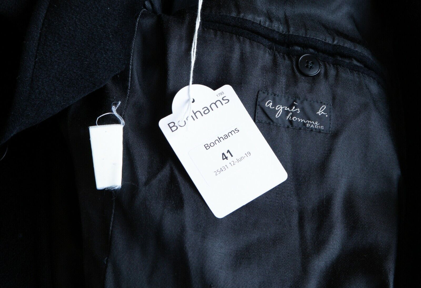 Bridget Jones' Diary - Screen Used Hugh Grant Daniel Cleaver Jacket ...