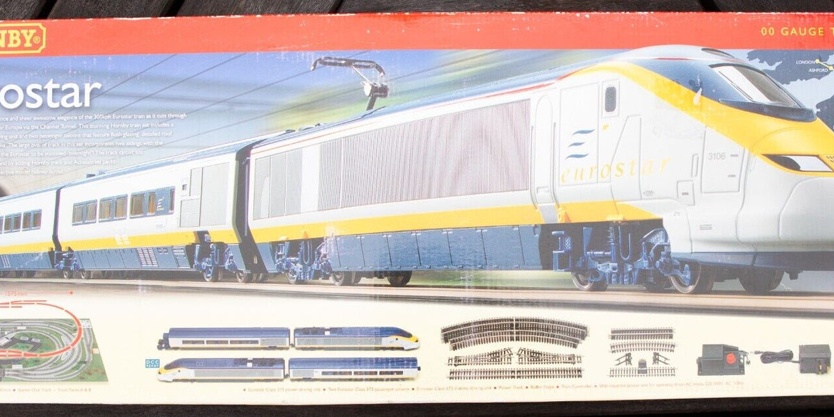 Hornby 'Eurostar' 00 Gauge 4-Car Train Locomotive Track Set R1071 ...